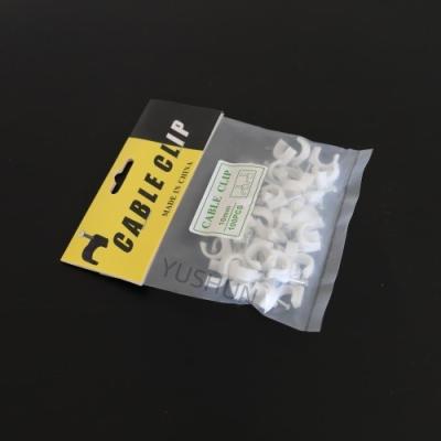 中国 ワイヤーのためのさまざまな白くか黒い色のプラスチック平らなまたはケーブル クリップを使用して耐久財 販売のため