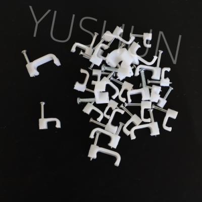 中国 ワイヤーのためのさまざまな白くか黒い色のプラスチック平らなまたはケーブル クリップを使用して耐久財 販売のため