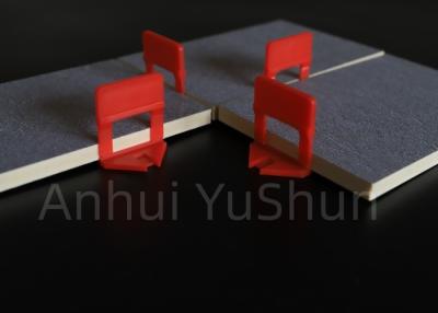 Cina Clips e cune di livellamento di piastrelle in plastica da 1,5 mm multicolore utilizzati per pavimenti e pareti in vendita