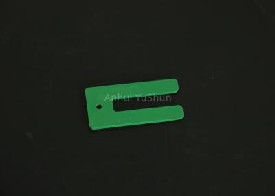Cina Distanziatori di verniciatura degli imballatori della finestra di plastica dei distanziatori del ferro di cavallo delle mattonelle dell'OEM per la costruzione di edifici in vendita