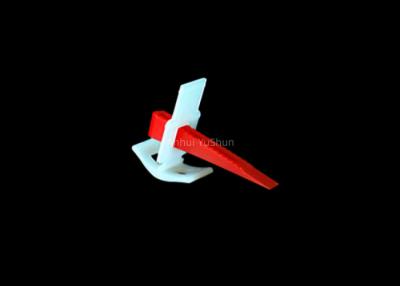 Cina Il distanziatore di plastica bianco delle mattonelle incunea le pinze 1.5mm per Supermaket in vendita