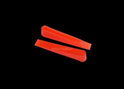China Le mattonelle ceramiche rosse di 3mm che livellano i distanziatori tagliano il ODM for sale