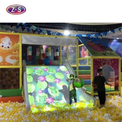 China 3800 Lumens Interactive Slide Playing Projection Games 3D Indoor Playgrounds for sale