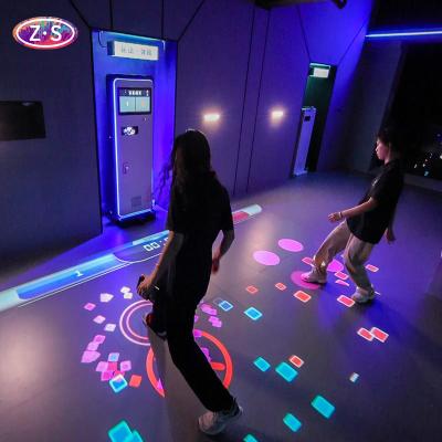 China Movable Design Interactive Sports Projection Game With Wheels For Schools for sale