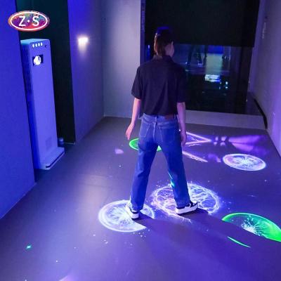 China Multiplayer Floor Interactive Display Real-Time Interaction 3LCD For Family Centers for sale