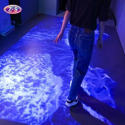 China Vivid Colors Interactive Floor Projectio Game Ultra Short Throw For Play Center for sale