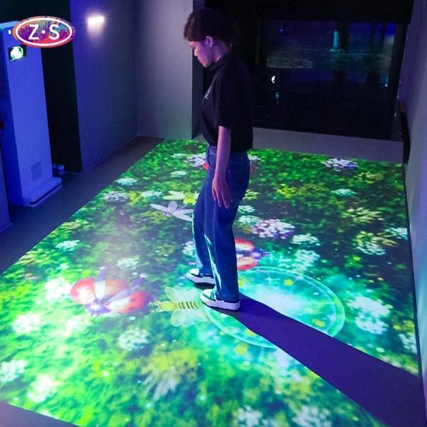 Quality 1920x1200 Floor Projector Game System Multi Players Interactive Floor Display for sale