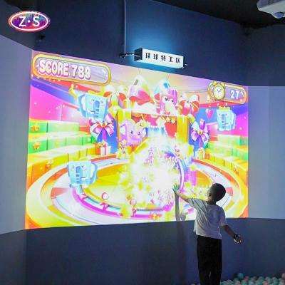 China Multiplayer Wall Projection Interactive Smash Ball Game For All Ages for sale