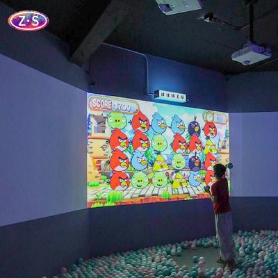 China Multi Ball Interactive Wall Projection Game System Featuring Laser 3D Short-throw for sale