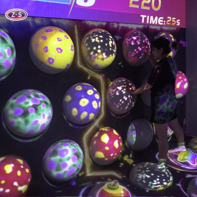 中国 リアルな色彩のプロジェクションゲーム クリアな画像 インタラクティブなジャンピング球 販売のため