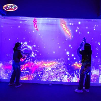 China Ultra Short Throw Projector Immersive Wall Projection Multi Channel Fusion for sale