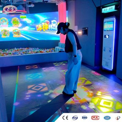 China Immersive Floor Game Station Mobile Floor Projector For Instagrammable Attraction for sale