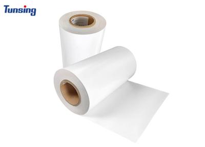 中国 PESポリエステルEmbroideriedパッチのための熱い溶解の付着力フィルム50Cmの幅 販売のため