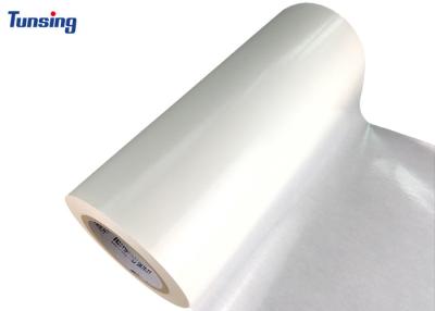 China TPU-smeltlijmfilm Zacht aanvoelend polyurethaan voor stoflaminering Te koop