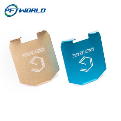 Cina Parti in lamiera, parti di piegatura in alluminio multicolore, disegni per vetro di seta in vendita