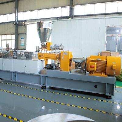 China Máquina de llenado de masterbatch ABS con extrusora de doble tornillo Granulador Control PLC en venta