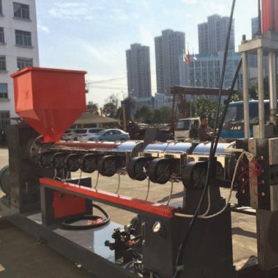 중국 다재다능한 단일 나사 플라스틱 재활용 압출기 효율적인 PET PP 및 PE 회수 생산을 극대화 판매용