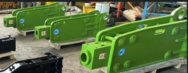 Quality Tool 45mm SB45 1.2-3ton Top Type Mini Excavator Rock Breaker For John Deere for sale