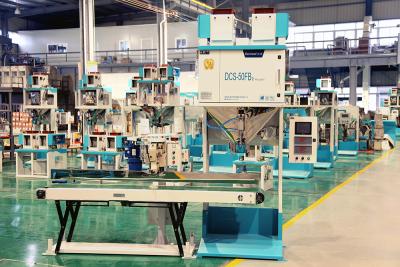 Cina 2.5 - macchina imballatrice del riso automatico del manuale 50kg per la riseria DCS-50FB2 in vendita