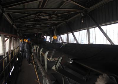 Cina Vulcanizzatore del nastro trasportatore di Pressnation di calore con configurazione del sistema di raffreddamento in lastre in vendita