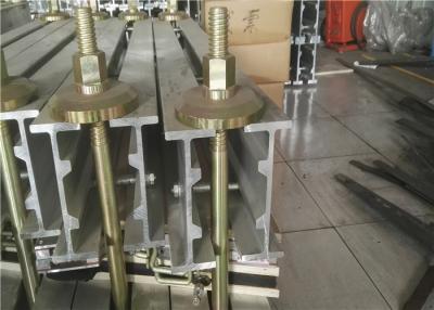 China Vulcanizador de la banda transportadora de 1800 milímetros con estructura del sistema de enfriamiento en cristales de exposición en venta