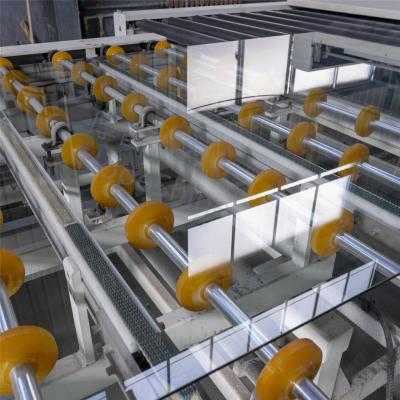 Cina Prezzi di vetro laminato ultra chiaro temperato 638mm Pvb Sgp Produttore per la costruzione in vendita