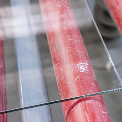 Cina Prezzi di vetro laminato ultra chiaro temperato 638mm Pvb Sgp Produttore per la costruzione in vendita