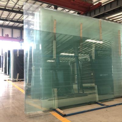 Cina Edificio 6mm vetro trasparente galleggiante 5mm 4mm 3mm 8mm 10mm 12mm 15mm 19mm lamiera lamiera di vetro colorato in vendita