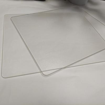 Cina 3.2mm 2mm Float Glass Low Iron Ultra Clear Tempered Pattern For Solar Panel in vendita