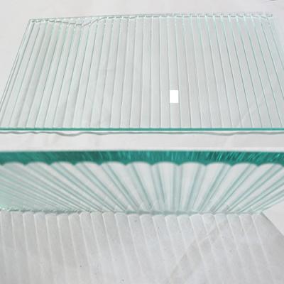 Cina Decorative Tinted Tempered Clear Float Glass Narrow Reeded 2mm For Building in vendita