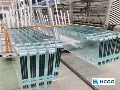 China 10 mm vidro temperado transparente flutuante tintado edifício e fabricante de chapas de vidro industriais à venda