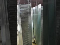 Molded cable tray The size of the metal cable tray can be customized high load-bearing capacity