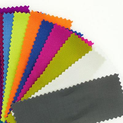 Cina Colore su ordinazione durevole di nylon impermeabile del tessuto 142 GSM di 100% per lo zaino in vendita