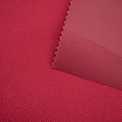 Cina Materiale impermeabile e durevole del tessuto su ordinazione del PVC 600D di 0.3*0.3 RIPSTOP per bagagli e l'altro oggetto in vendita