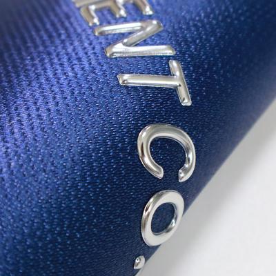 Cina Toppe personalizzate per abbigliamento Argento Oro TPU Trasferimento termico Stampa 3D Logo Etichetta per T-shirt in vendita