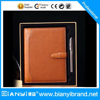 China Real leather cover notebook and metal pen gift set for business man for sale