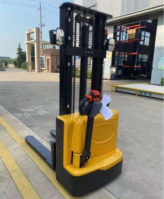 Cina Piattaforma elettrica per walkie-talkie da 1,5 tonnellate 3m 3,5m Europa Stati Uniti Piattaforma elettrica standard per pallet con CE in vendita