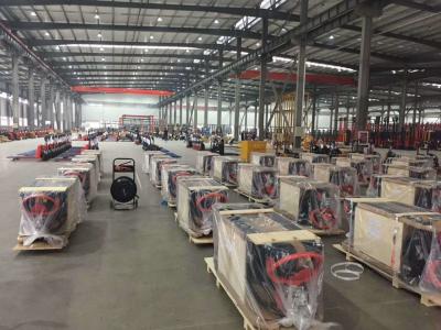 Cina 24V 1.5t camion di movimentazione elettrica pallet a mano idraulica batteria al litio pallet truck in vendita