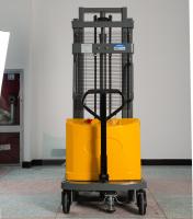 China Adjustable fixed leg,  semi-electric pallet stackers, l ton 2 meter for sale