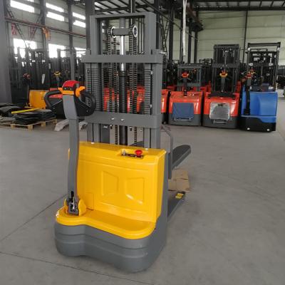 China Fabrieksverkoop 1500kg 3M 3.5M Volledig elektrische stapler Walkie Semi-elektrische pallet stapler Zelf laden stapler Te koop