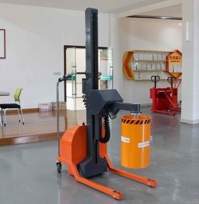 Cina 1102lb 5.24ft Tornatore a rotoli pneumatico semilettrico a un masto Stacker con certificato CE per la movimentazione di rotoli in vendita