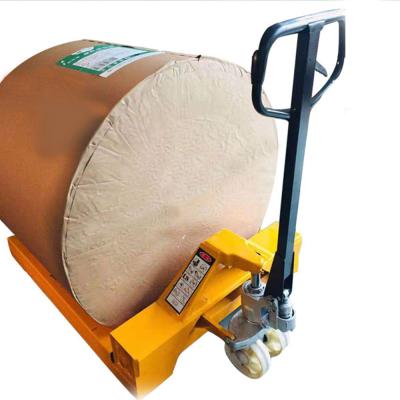Cina Carpet roll hand pallet jack reel pallet forklift di alta qualità in vendita