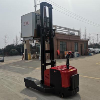 Cina Capacità di carico nominale di 1500 kg-2000 kg 3m di altezza di sollevamento multidirezionale con corridoio stretto in vendita