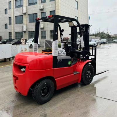Cina 2 tonnellate di carrelli elevatori diesel a 4 ruote per contenitori in vendita