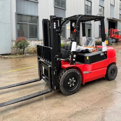 Cina Camion a forchetta diesel da 3000 kg a 3000 mm Nuovo carrello a forchetta diesel pesante con certificazione CE in vendita
