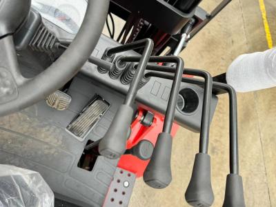 Cina 2.5 tonnellate 3,5 tonnellate 4,5 tonnellate 3500 mm pneumatici diesel solidi carrelli elevatori a doppio albero in vendita