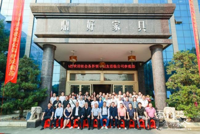 Manufacture Customized Interior Wood Wall Panels Hotel Fixed Furniture for Hotel/Apartment/Villa/Resort