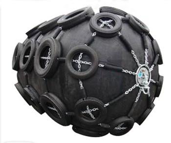 China Qingdao Floating Pneumatic Rubber Fender with Chain and Tyre Net for sale
