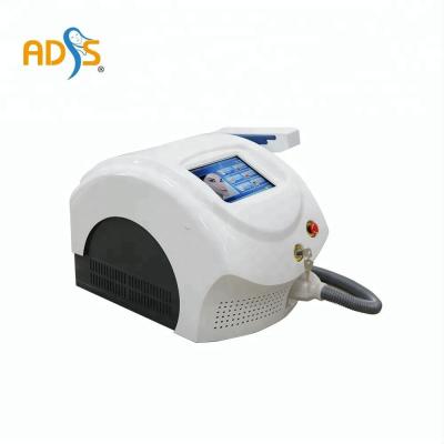 Cina Macchina di rimozione del tatuaggio del laser di Yag del commutatore ODM/dell'OEM Q 2 anni di garanzia in vendita