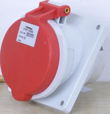 Cina Singolo o 16A trifase di inclinazione 20° IP44 dell'incavo di potere industriale interno inclinato, 32A, 63A 220V-250V; 380V-415V in vendita